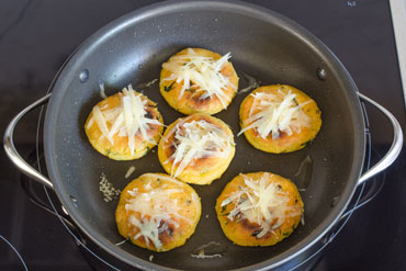 Cheesy Arepas with Roasted Mushrooms and Creamy Avocado Salsa – You ...